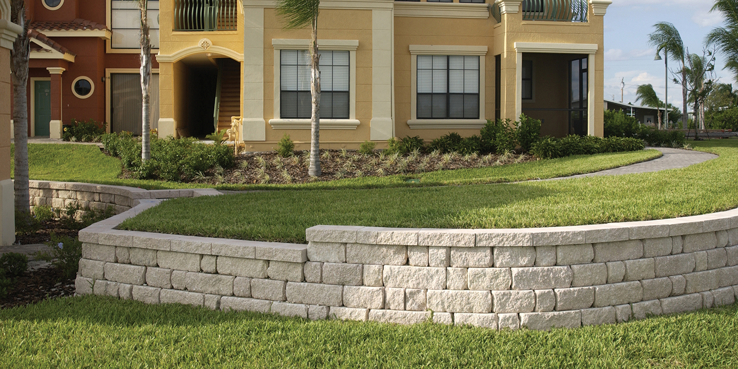 Landmark Retaining Wall System for Exit Ramp Installation